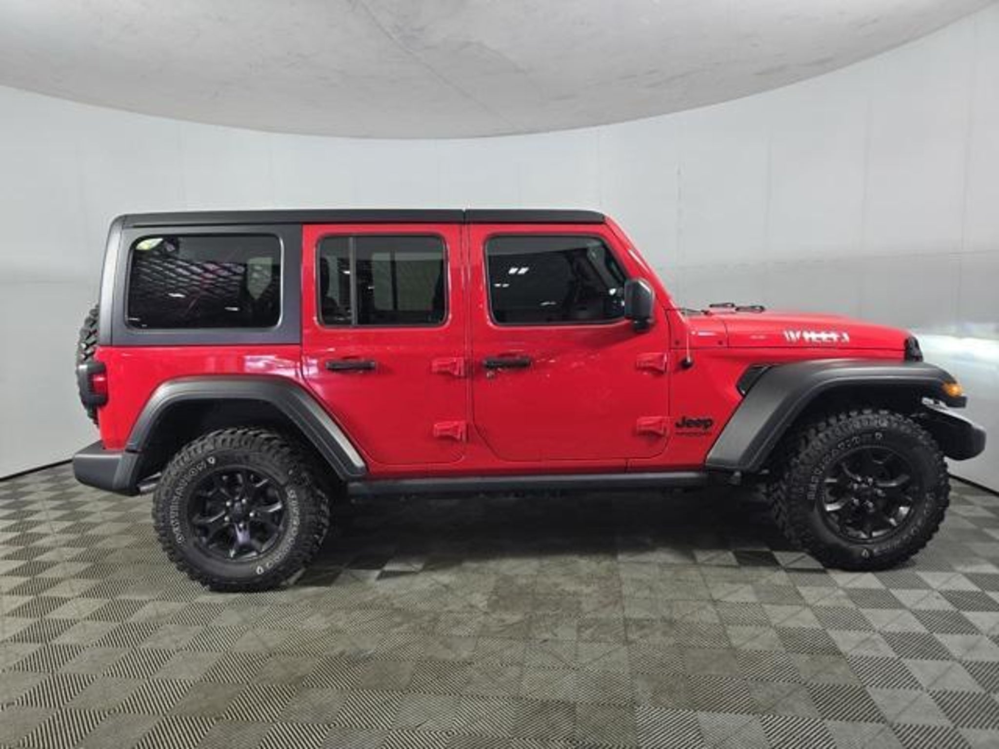 2021 Jeep Wrangler Unlimited 4X4 Willys 4DR SUV For Sale in Columbus, IN