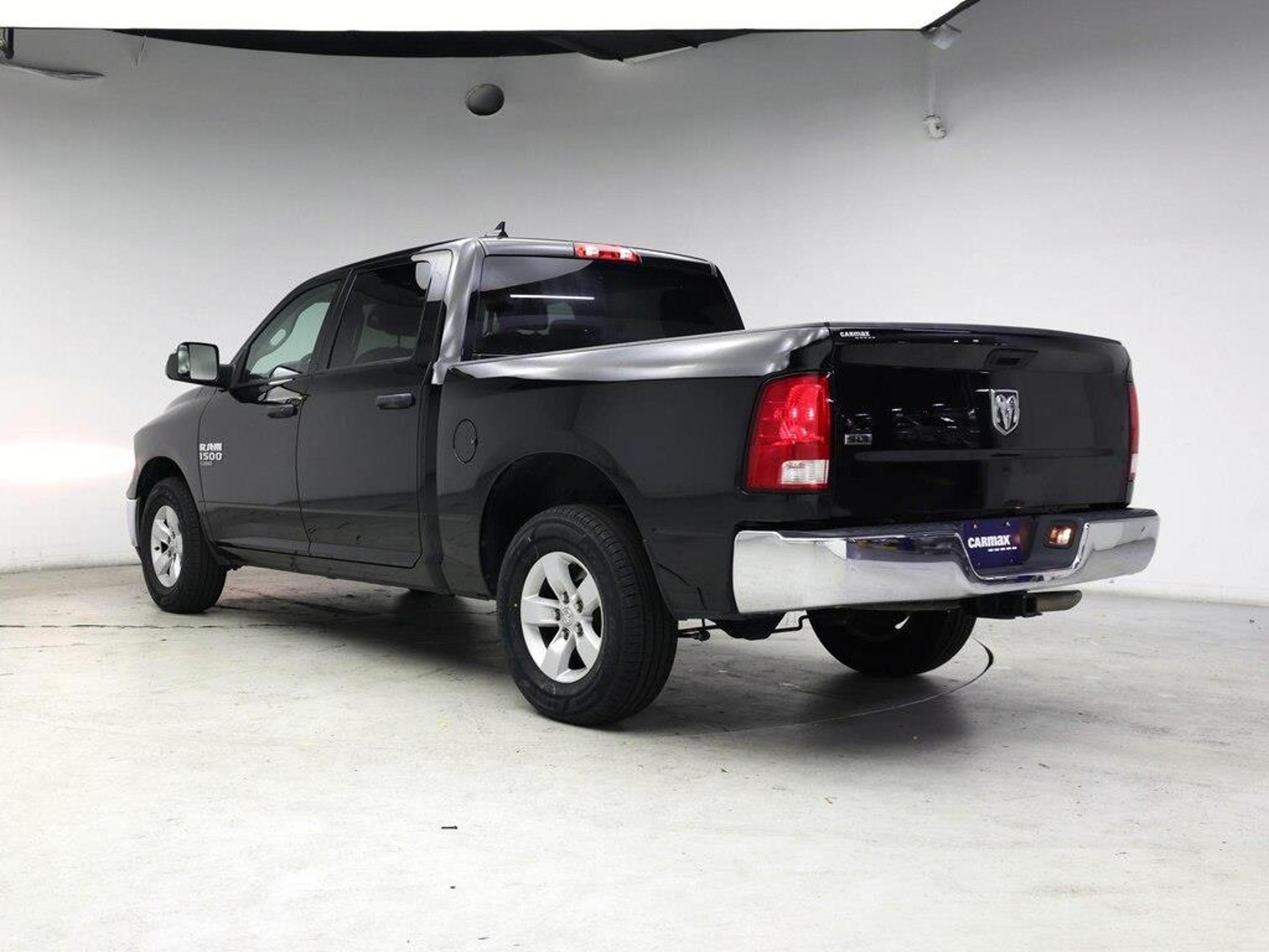 2023 RAM 1500 Classic 4X2 SLT 4DR Crew Cab 5.5 FT. SB Pickup For Sale ...