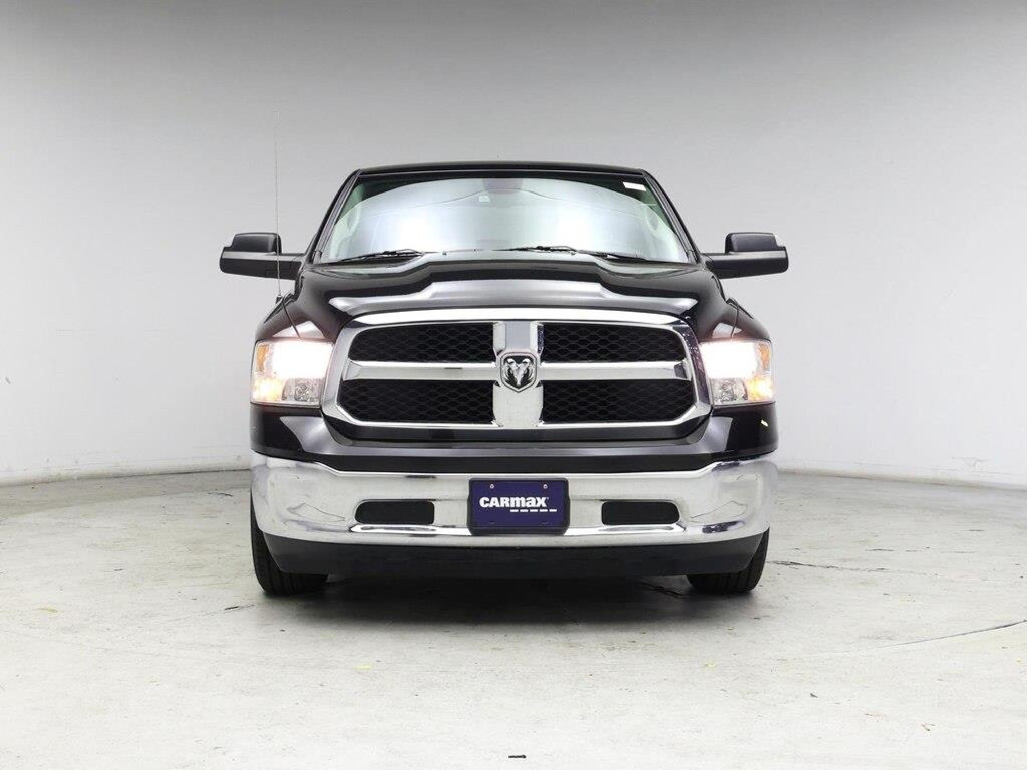 2023 RAM 1500 Classic 4X2 SLT 4DR Crew Cab 5.5 FT. SB Pickup For Sale ...