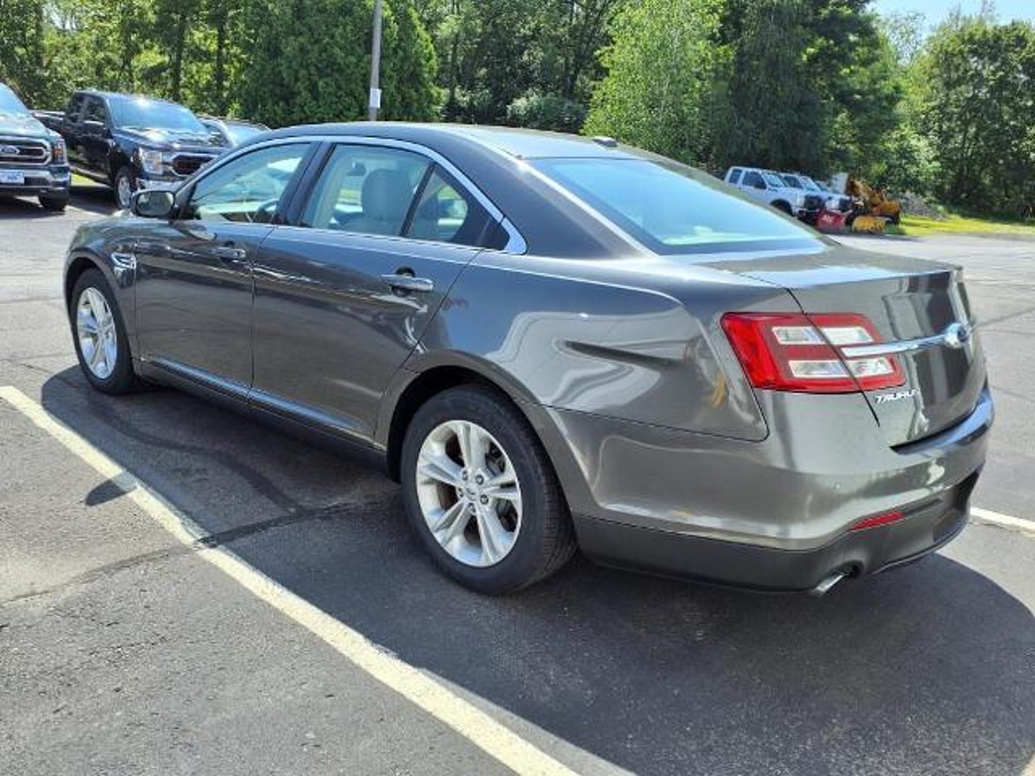 2018 Ford Taurus SEL 4DR Sedan For Sale in Freeland, PA