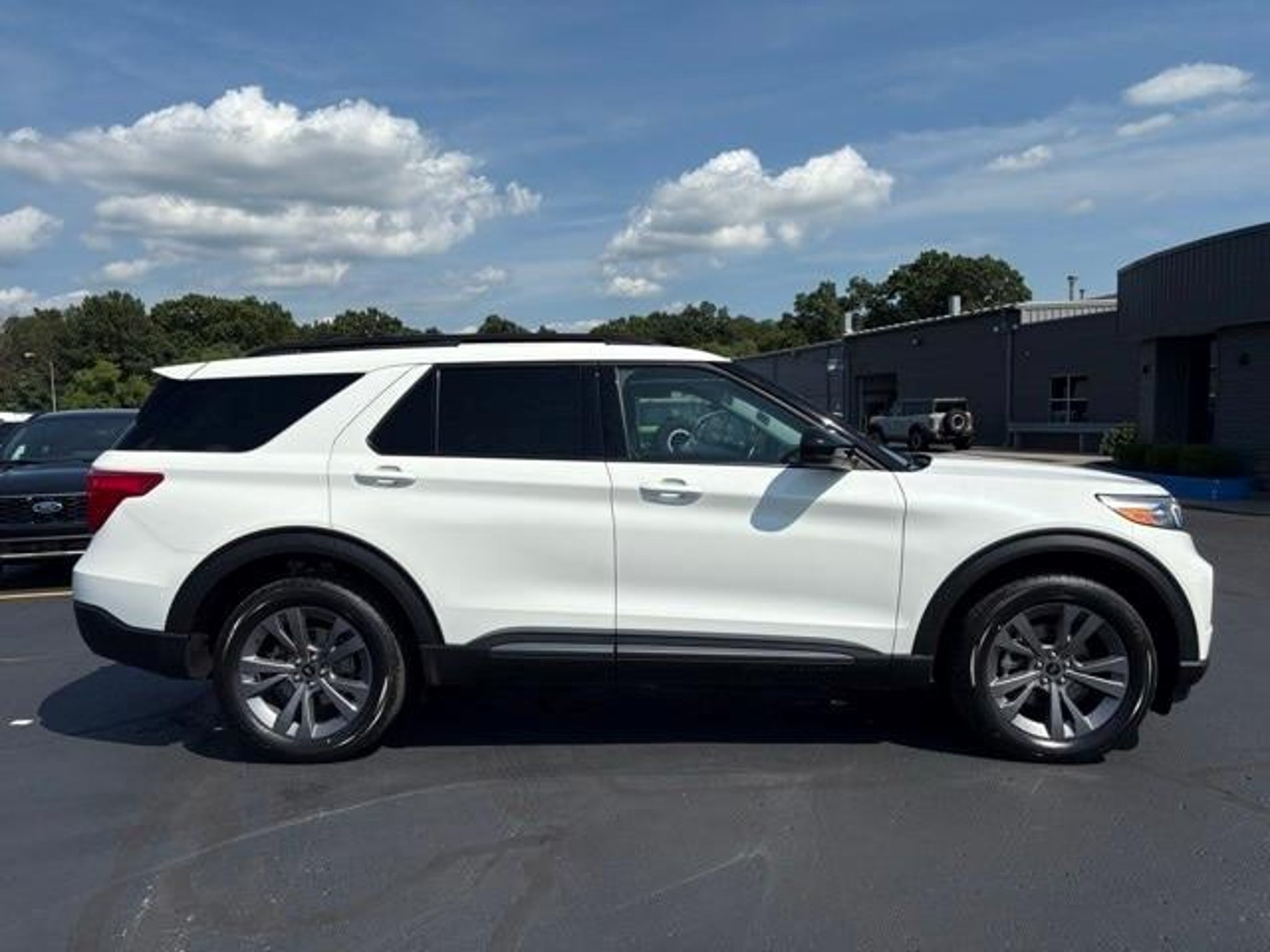 2022 Ford Explorer AWD XLT 4DR SUV For Sale in Niles, MI