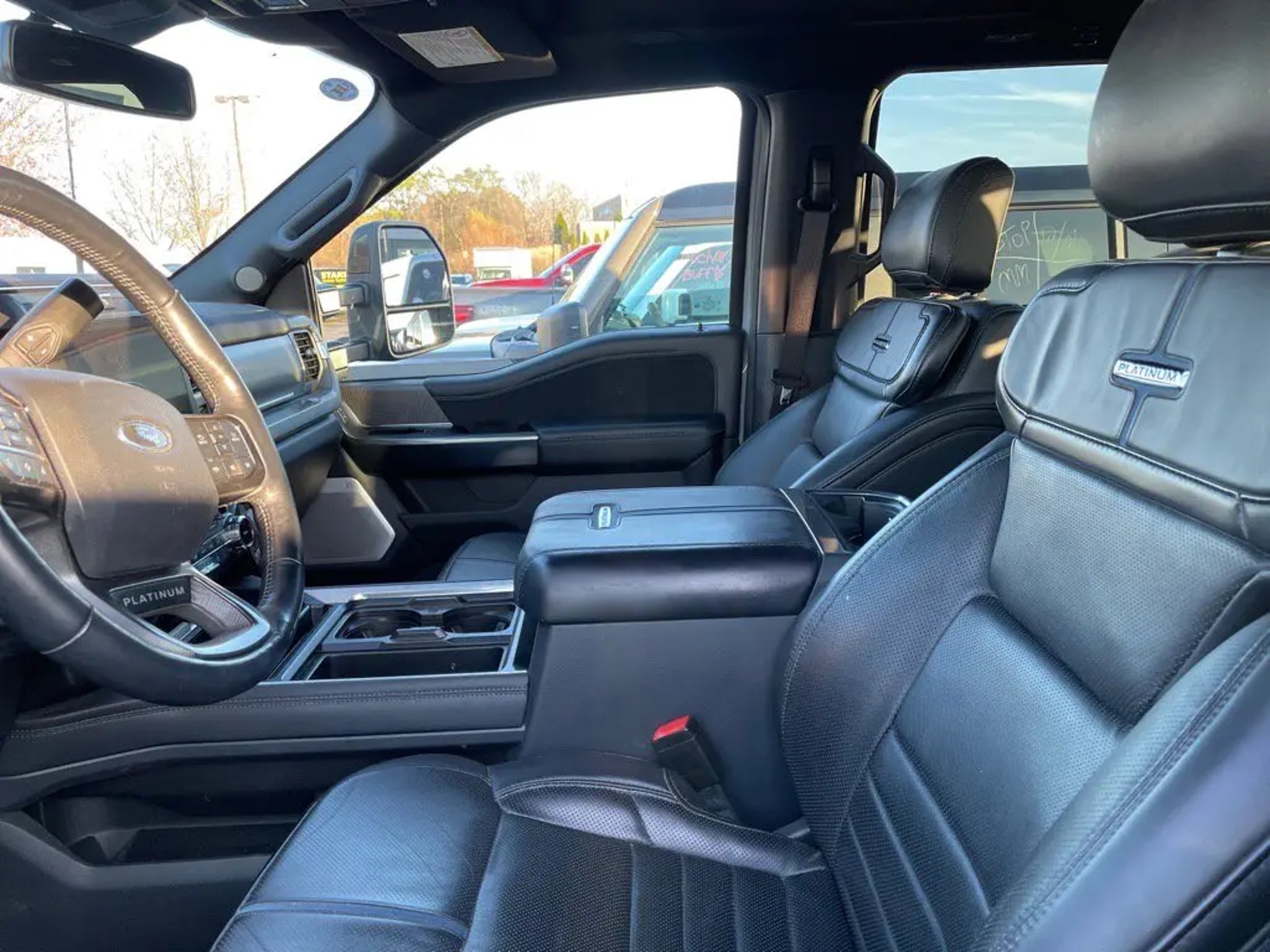 2025 Ford F-250 Super Duty 4X4 Platinum 4DR Crew Cab 6.8 FT. SB Pickup ...