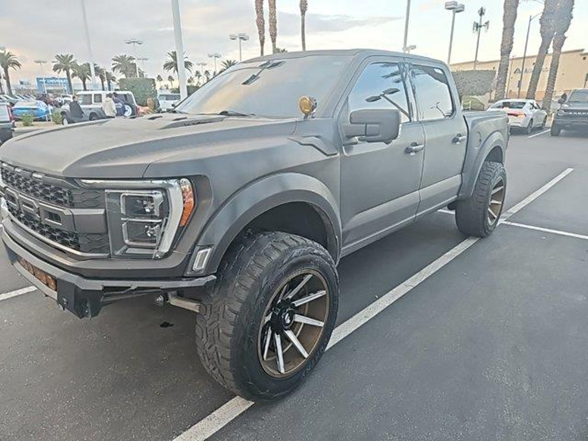2023 Ford F-150 4X4 Raptor 4DR Supercrew 5.5 FT. SB For Sale in Las ...