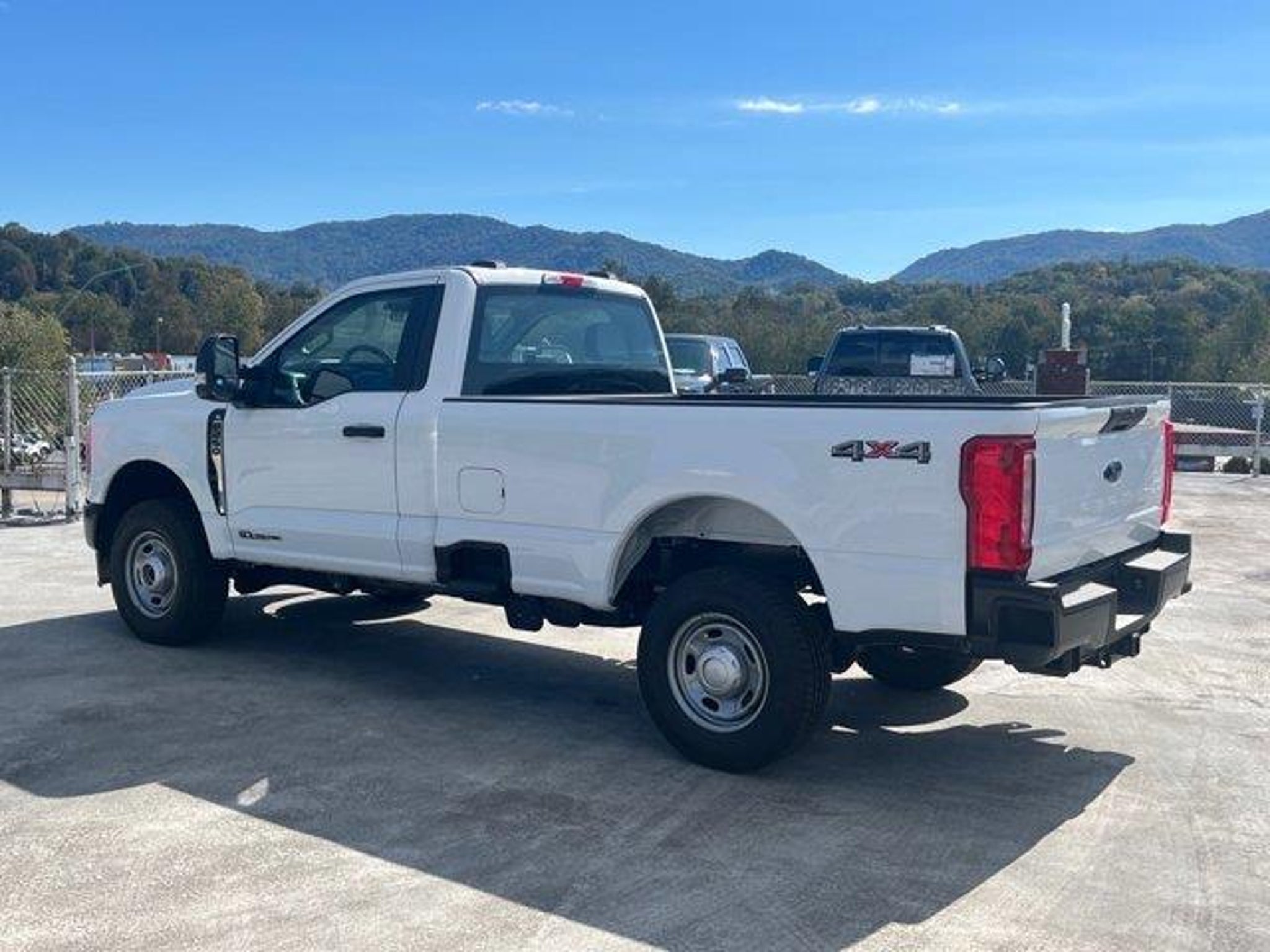 2025 Ford F-250 Super Duty 4X4 XLT 2DR Regular Cab 8 FT. LB Pickup For ...
