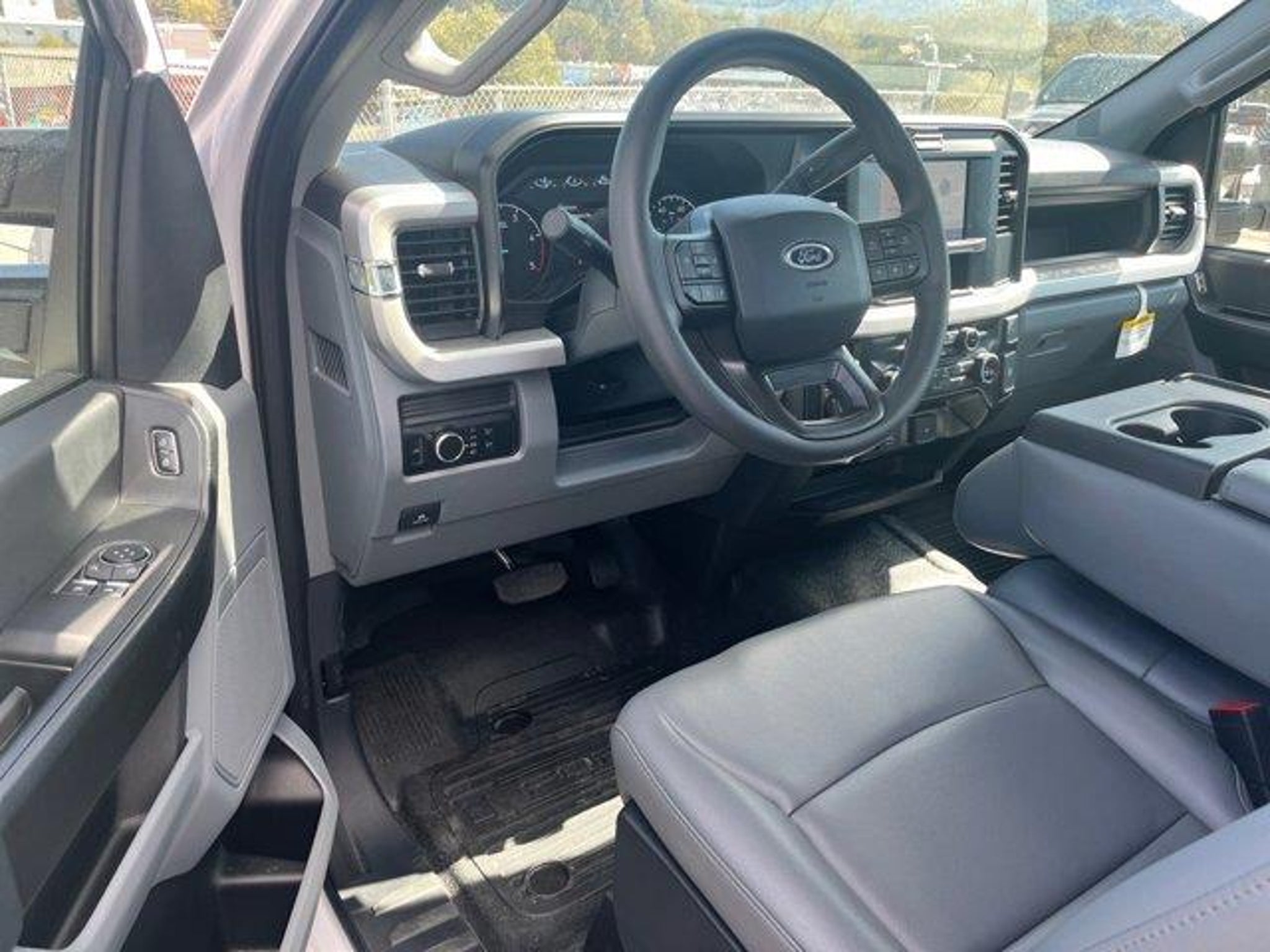 2025 Ford F-250 Super Duty 4X4 XLT 2DR Regular Cab 8 FT. LB Pickup For ...