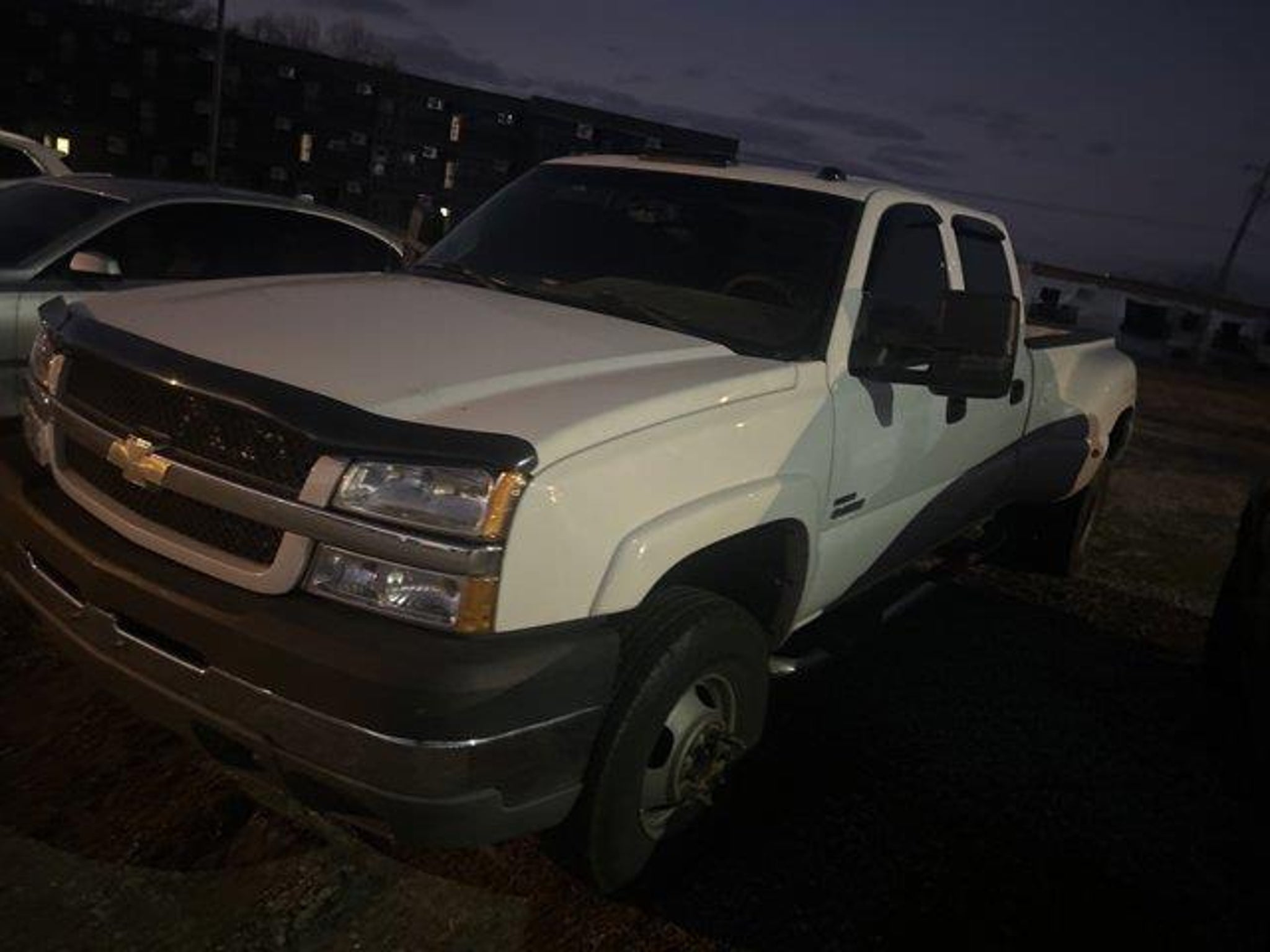 2004 Chevrolet Silverado 3500 4DR Crew Cab Work Truck 4WD LB DRW For ...