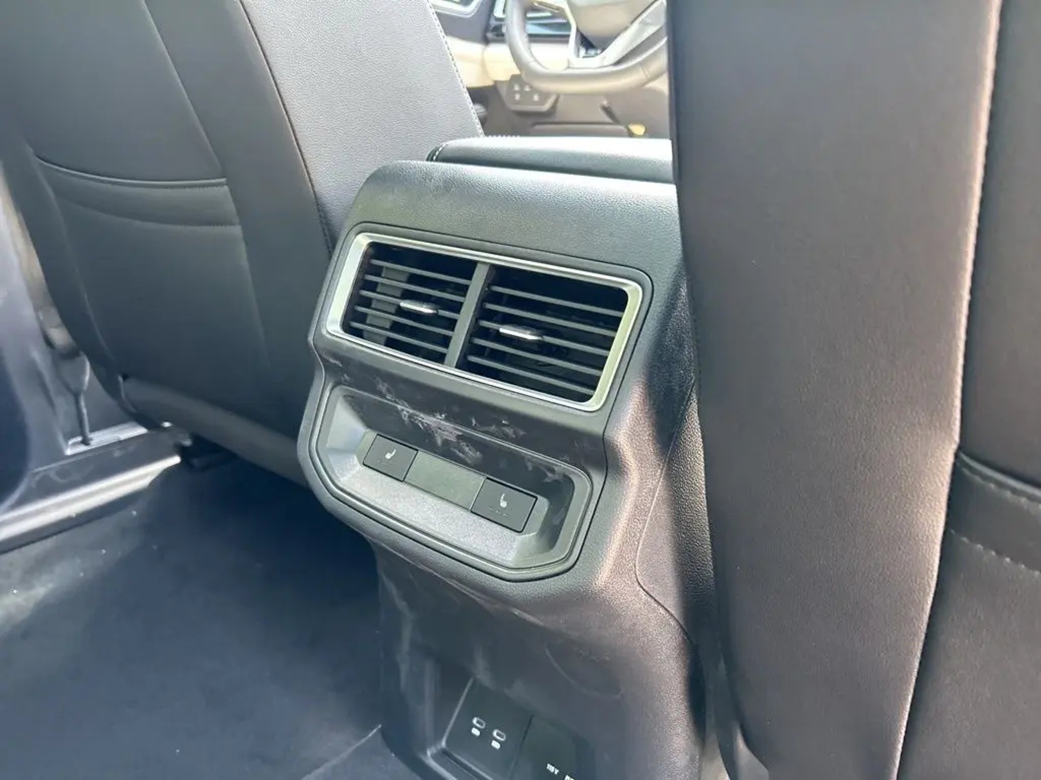 2024 Volkswagen Atlas Cross Sport AWD SEL Premium R-LINE 4motion 4DR ...