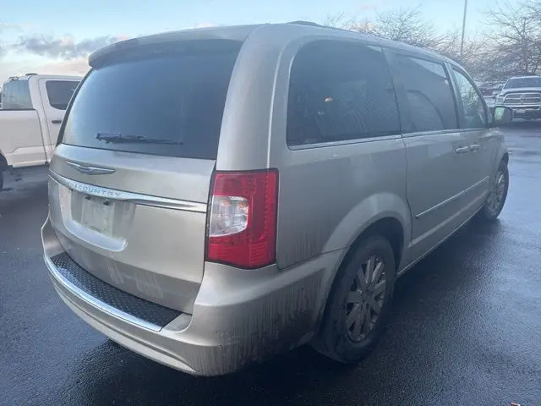 2016 Chrysler Town And Country Touring 4DR Mini-Van For Sale in ...