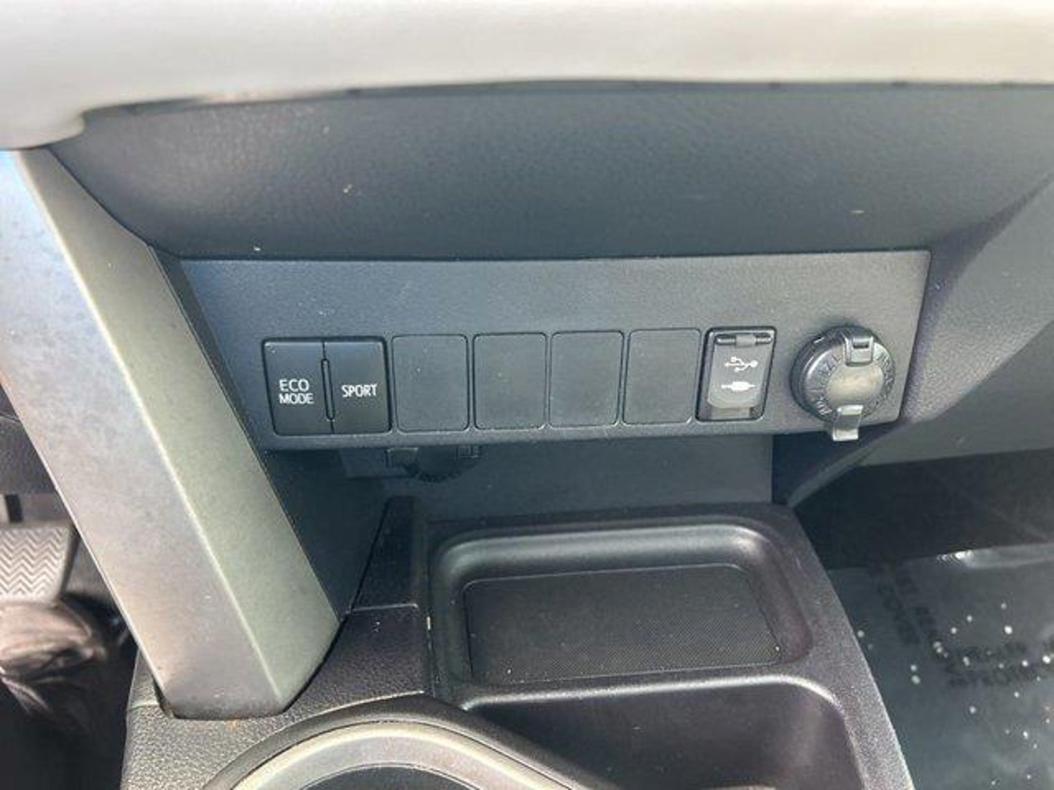 2016 Toyota RAV4 XLE 4DR SUV For Sale in Davie, FL