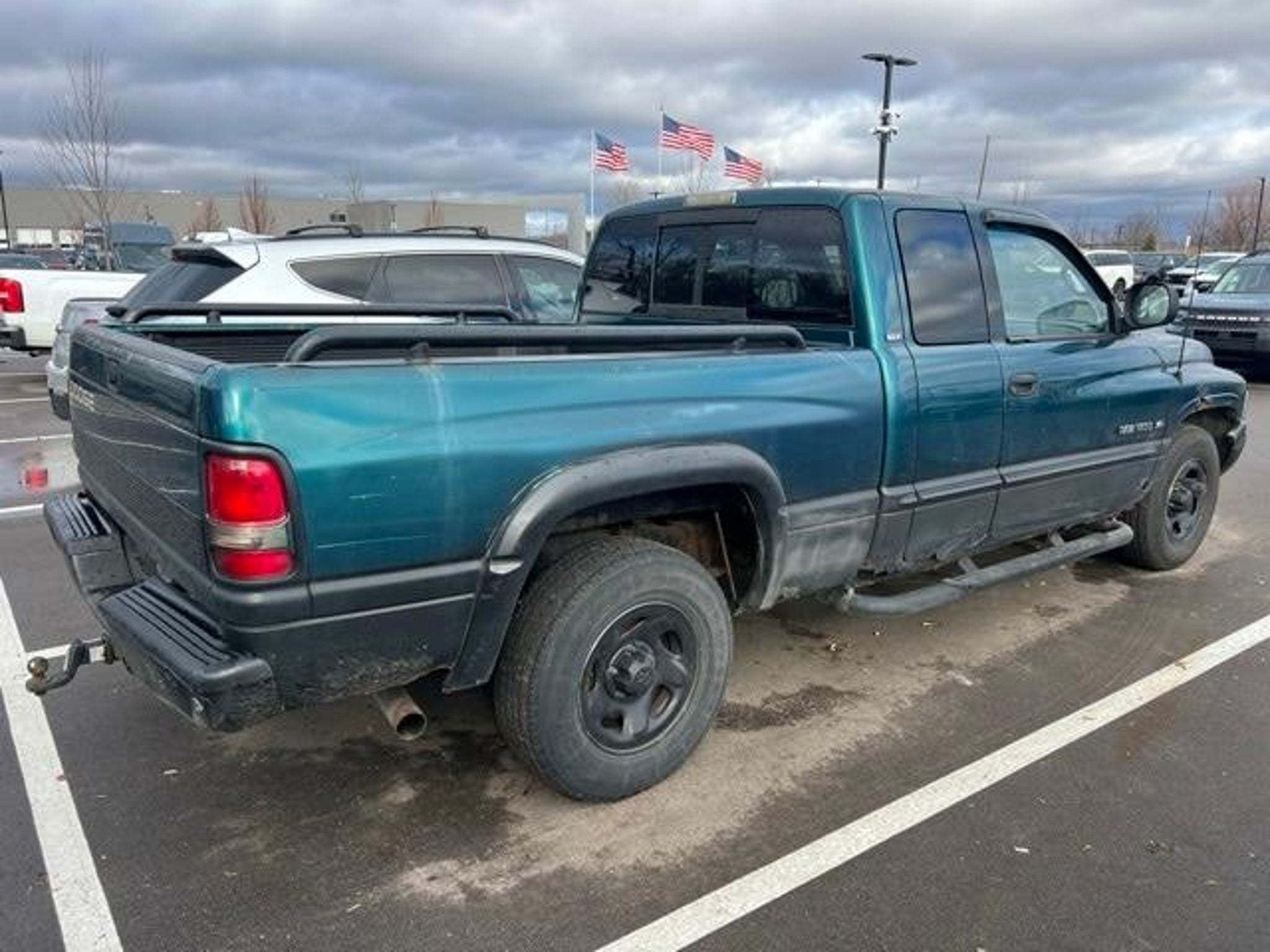 1998 Dodge RAM 1500 4DR ST Extended Cab LB For Sale in Rochester Hills, MI