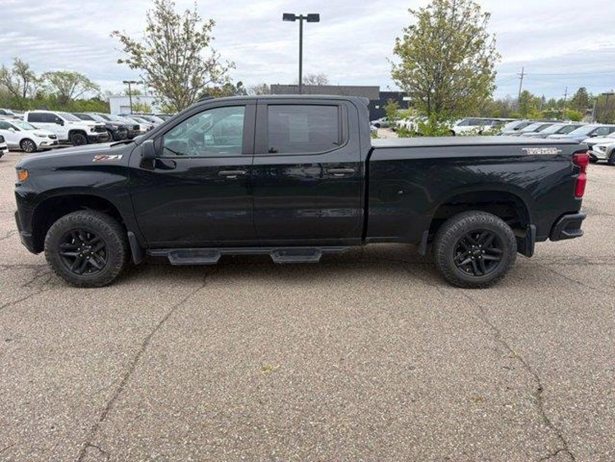 2022 Chevrolet Silverado 1500 Limited 4X4 Custom Trail Boss 4DR Crew ...