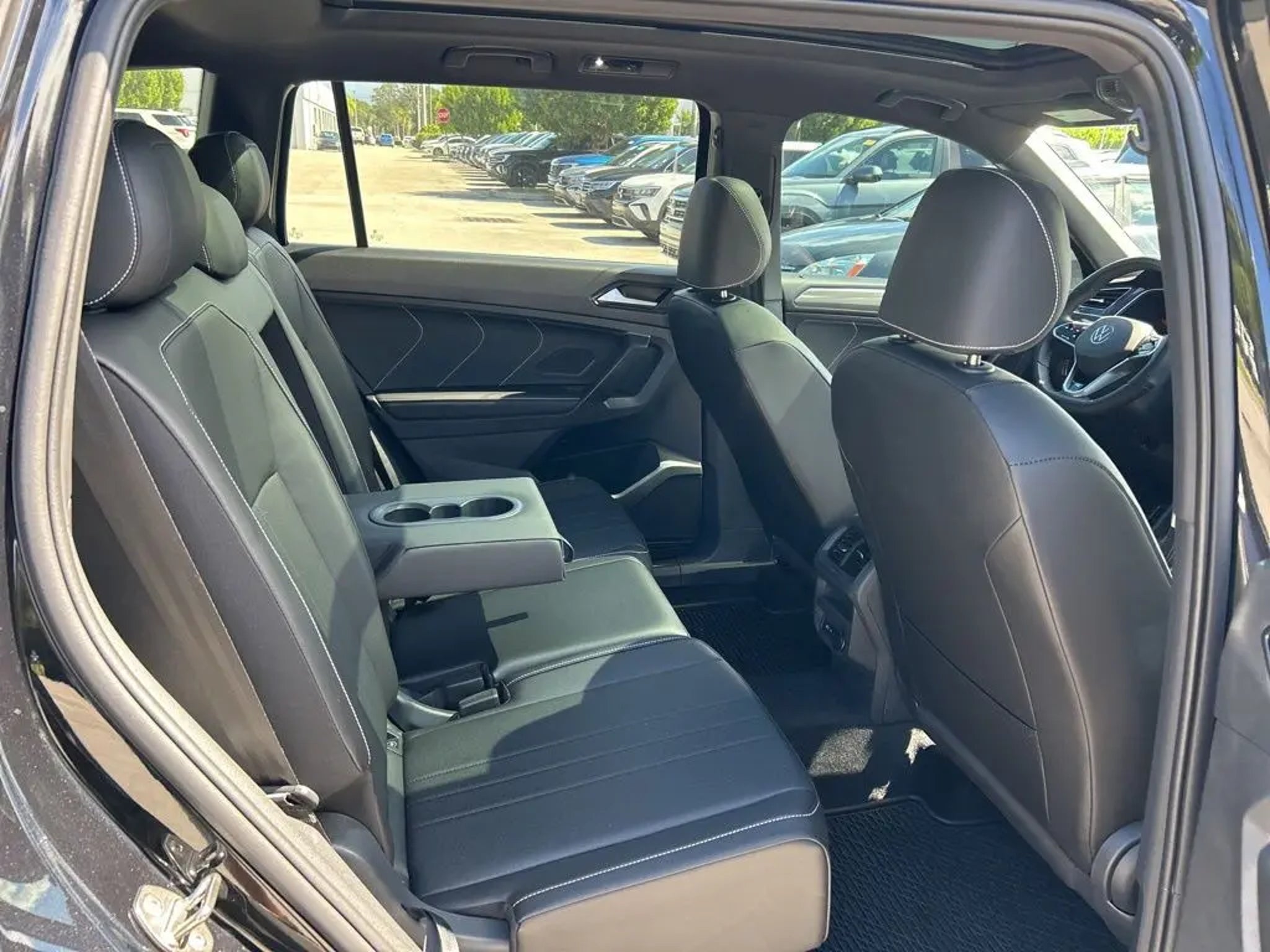 2024 Volkswagen Tiguan AWD SE R-LINE Black 4motion 4DR SUV For Sale in ...