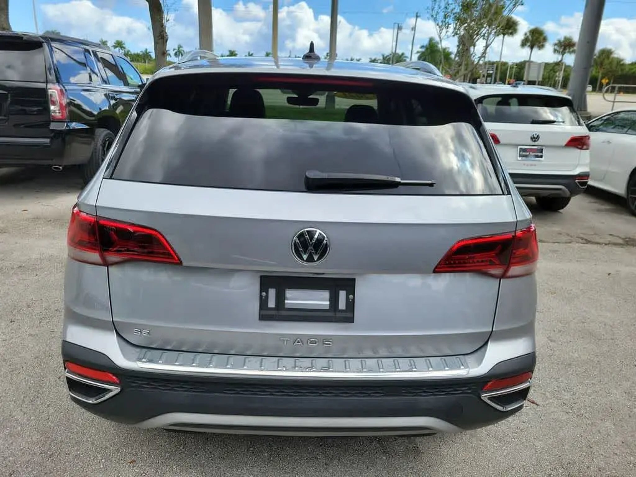 2022 Volkswagen Taos SE 4DR SUV For Sale in Tampa, FL
