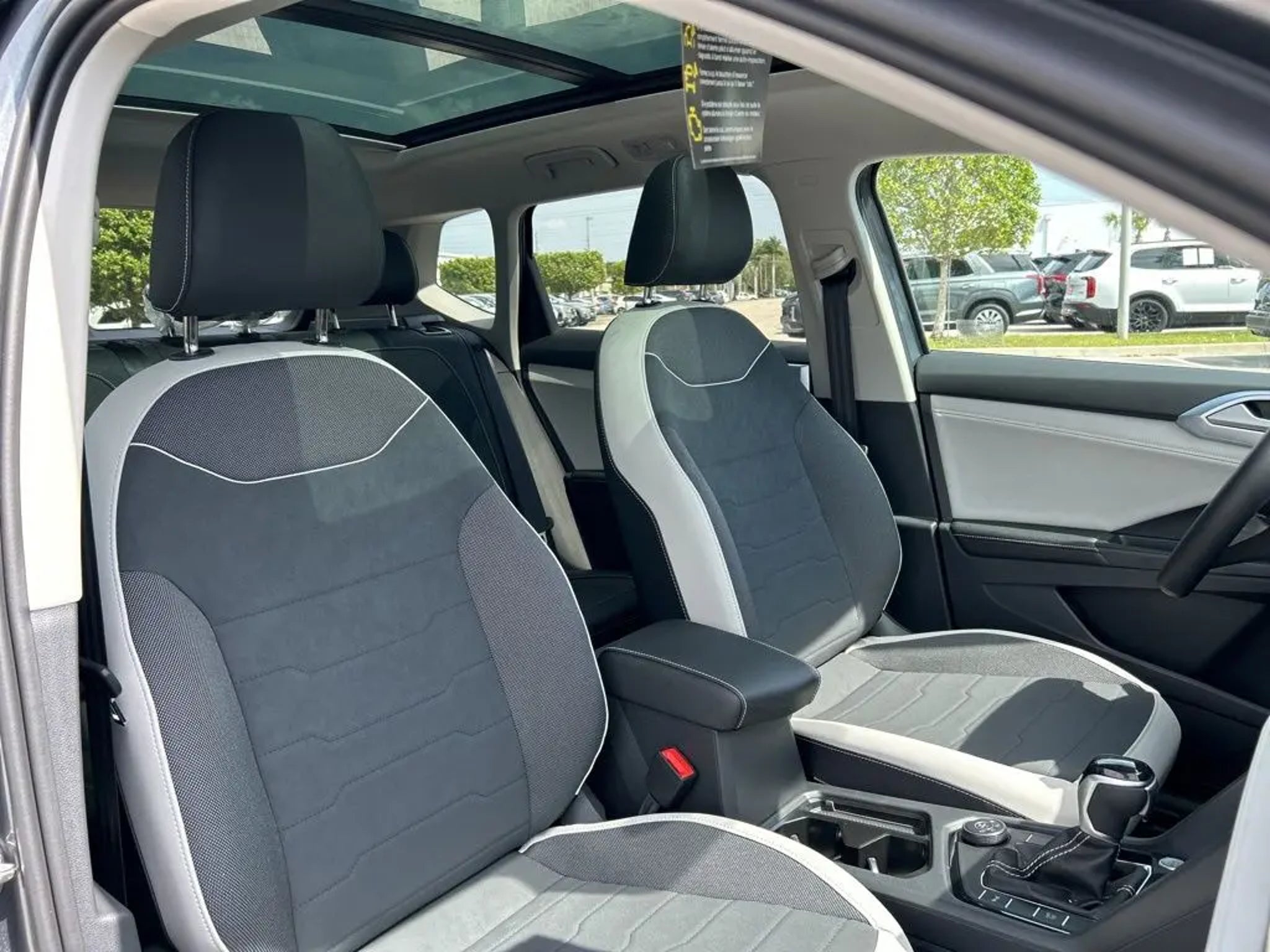 2025 Volkswagen Taos AWD SE 4motion 4DR SUV For Sale in Fort Pierce, FL