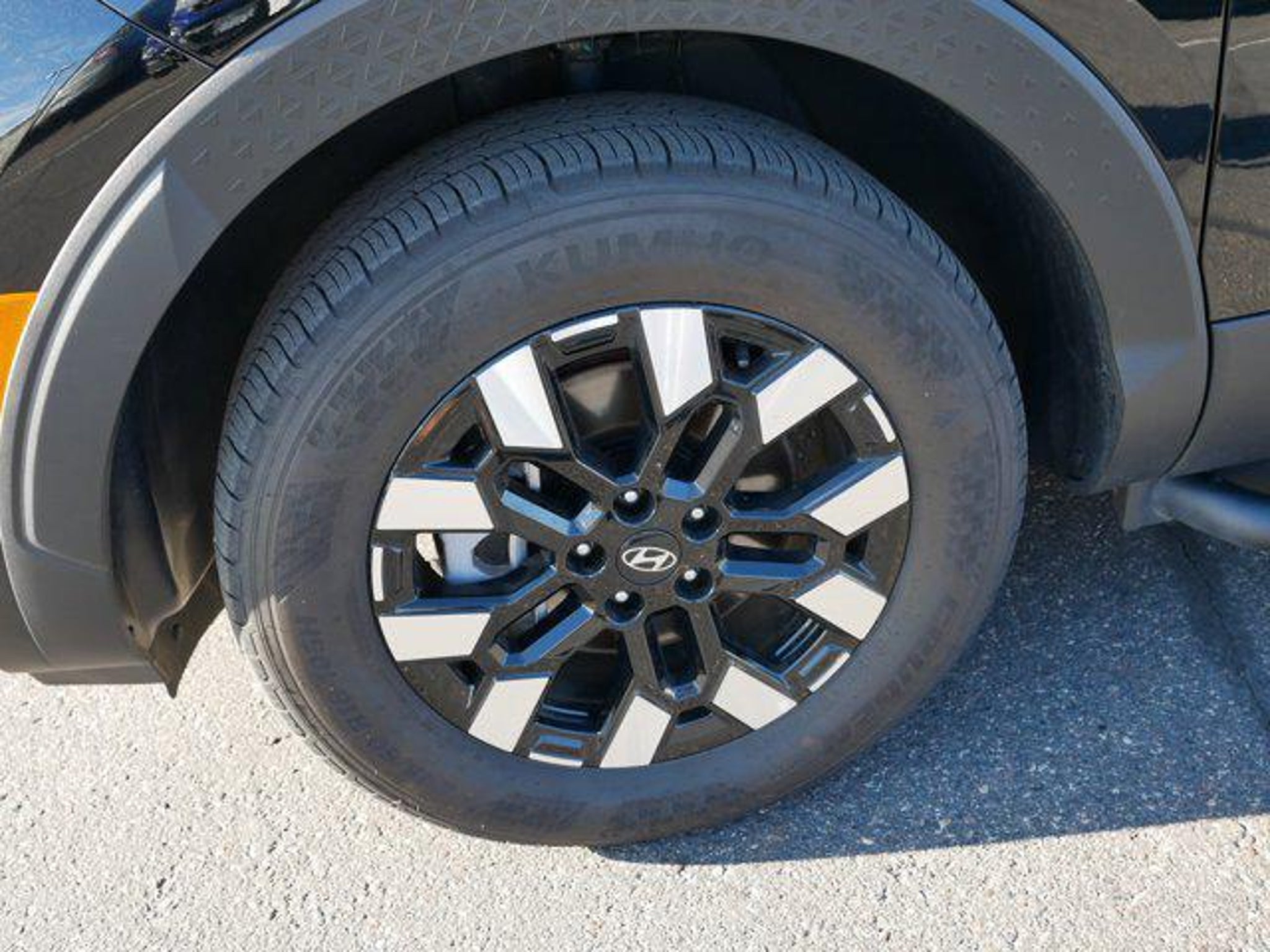 2025 Hyundai Santa Cruz AWD SE 4DR Crew Cab 4.3FT SB For Sale in Waite ...