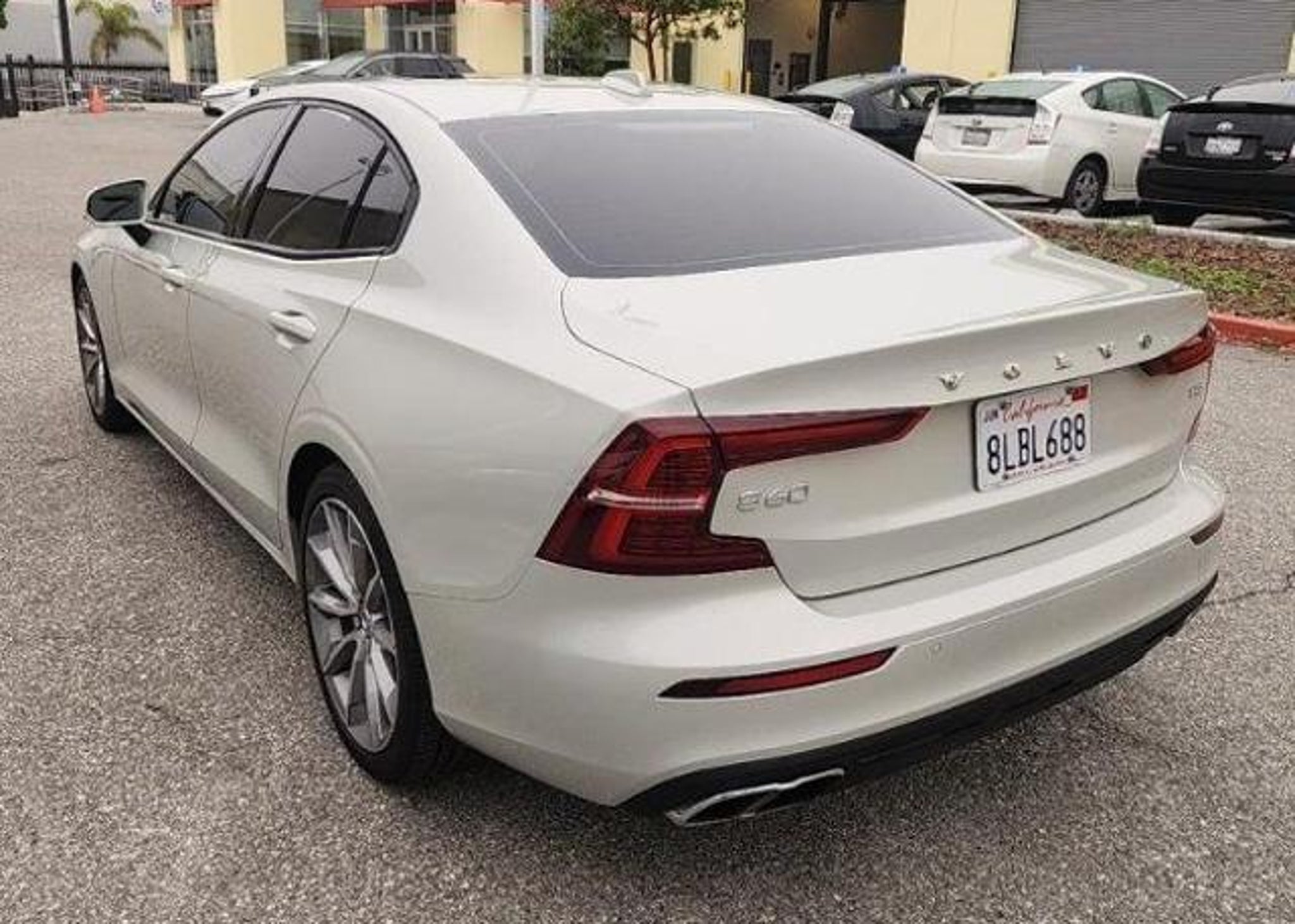 2019 Volvo S60 T5 Momentum 4DR Sedan For Sale in Fontana, CA