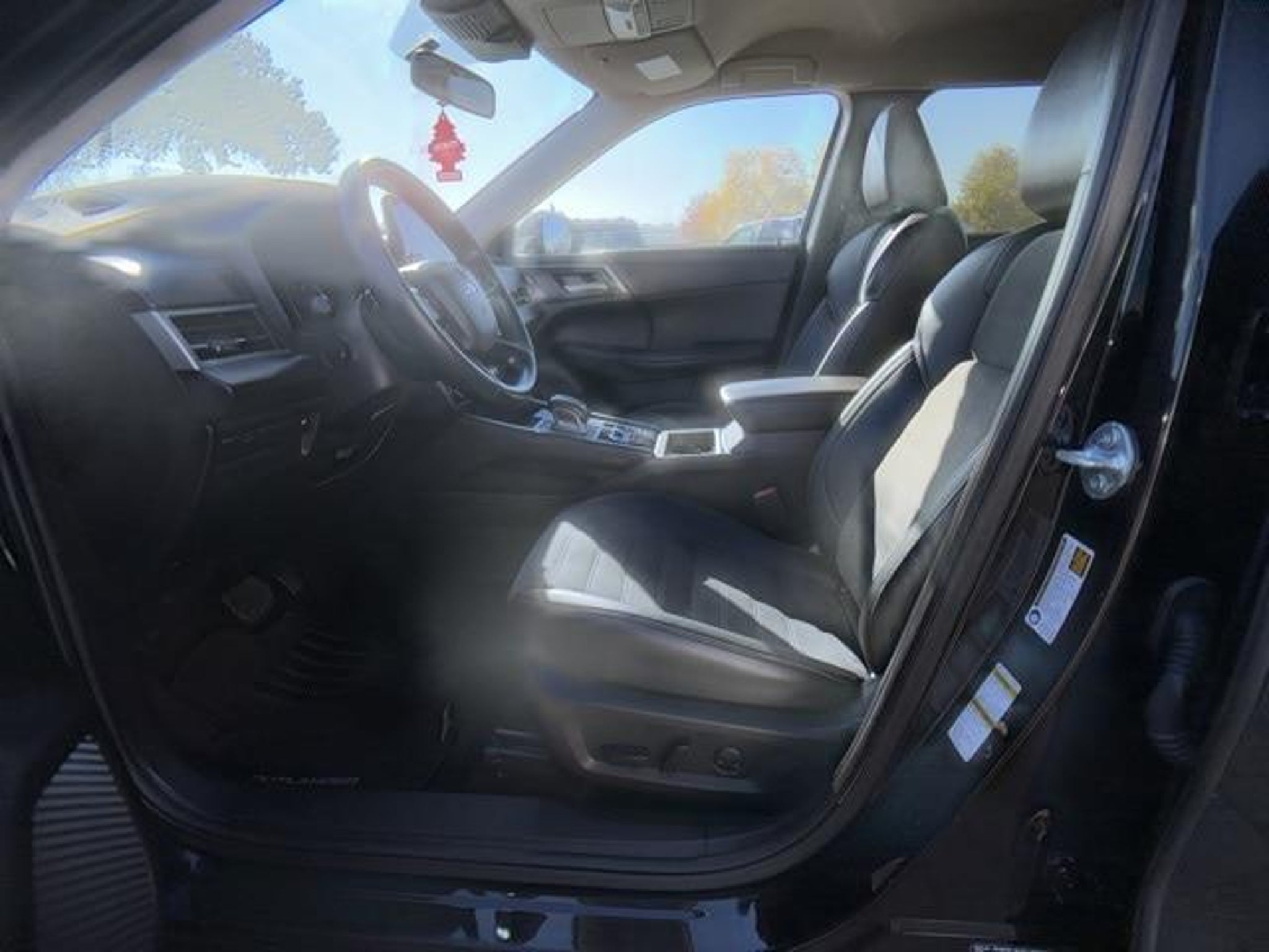 2024 Mitsubishi Outlander AWD SE 4DR SUV For Sale in Paso Robles, CA